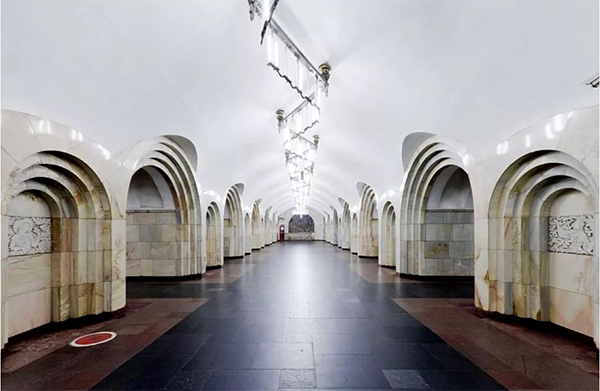 Metro Mosca-Stazione Dobrininskaya-ingresso - Ciao Italia Russia